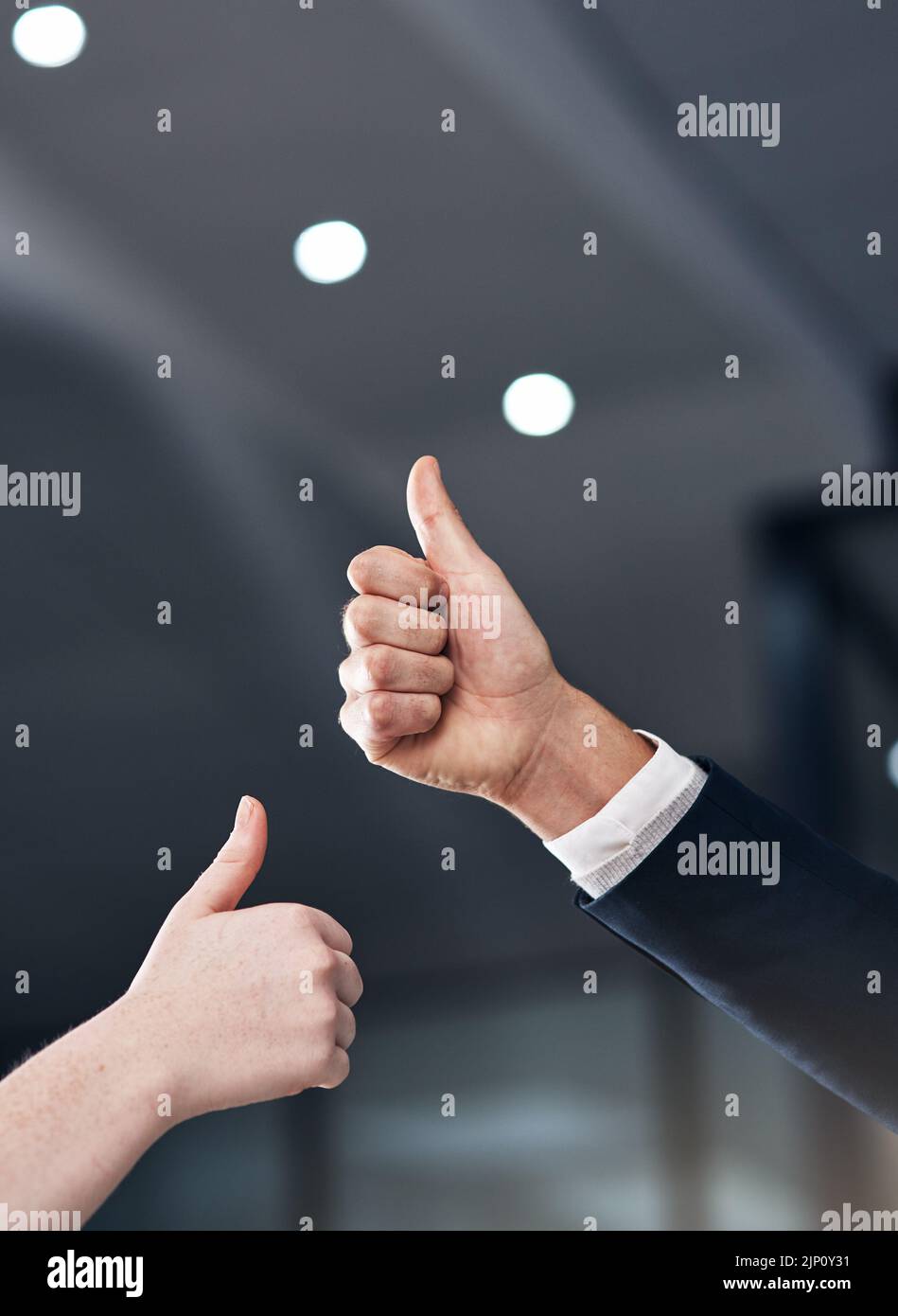 Man giving two thumbs up hi-res stock photography and images - Alamy