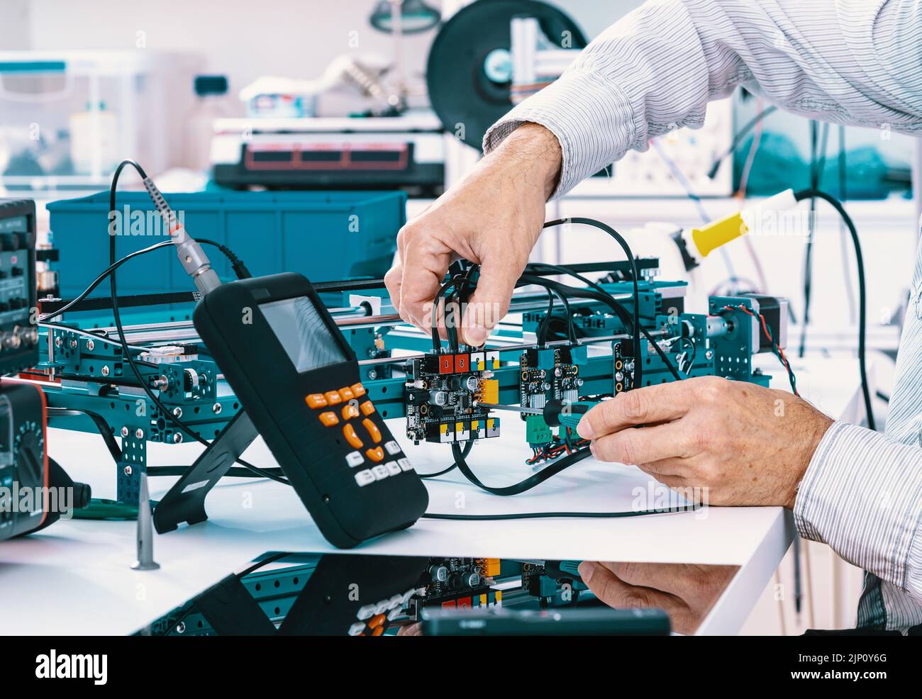 Assembling and adjust the electronics instrument for precision physical ...