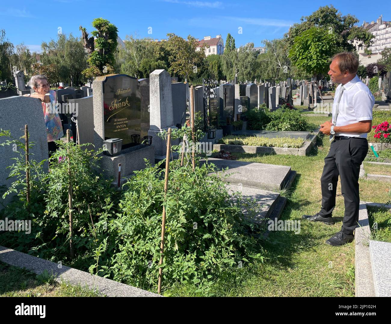 Matzleinsdorf cemetery hi-res stock photography and images - Alamy