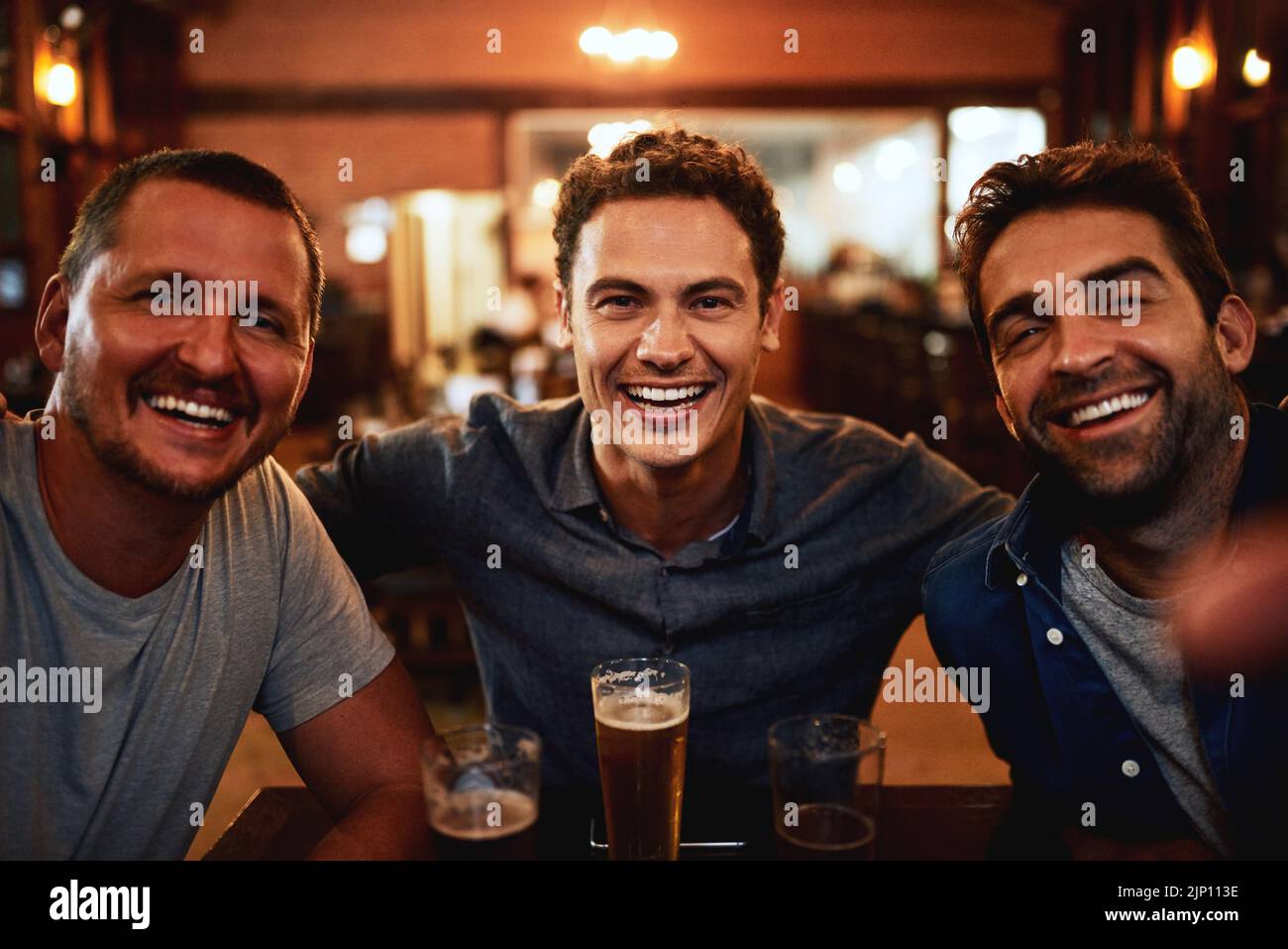 Group of people being together hi-res stock photography and images - Alamy