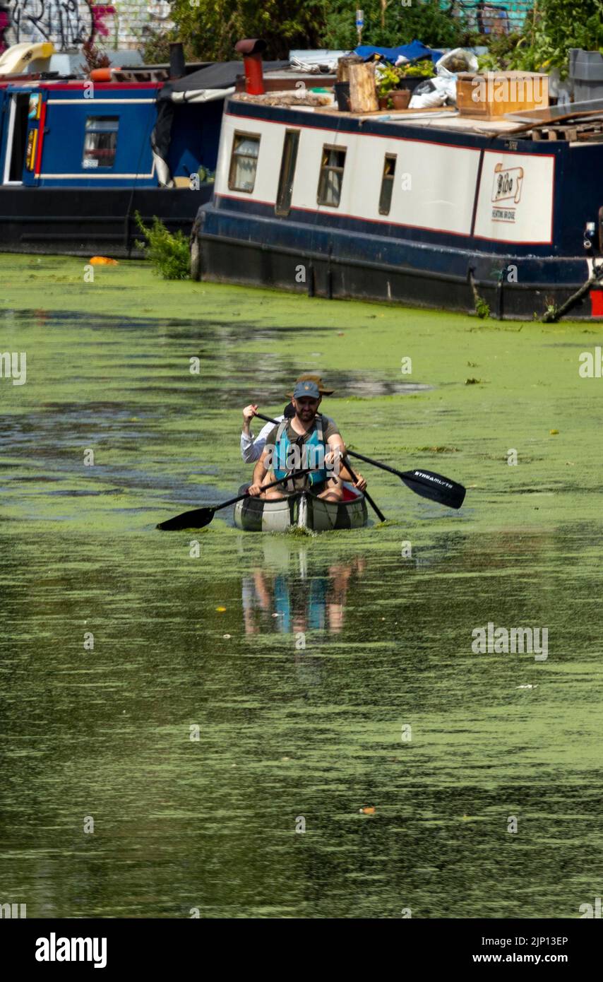 Hackney marshes river hi-res stock photography and images - Alamy
