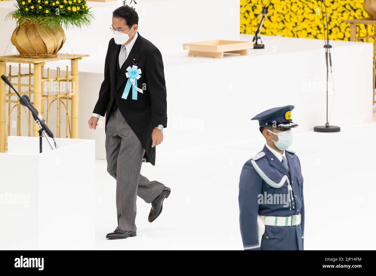 Emperor hirohito surrender hi-res stock photography and images - Alamy