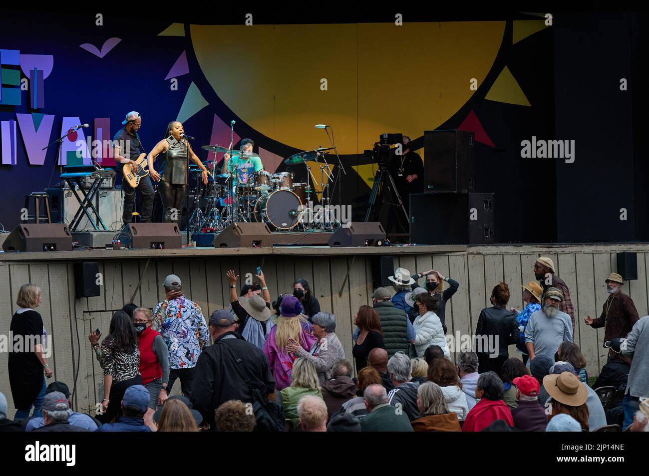 Jimmy lyons stage hi-res stock photography and images - Alamy