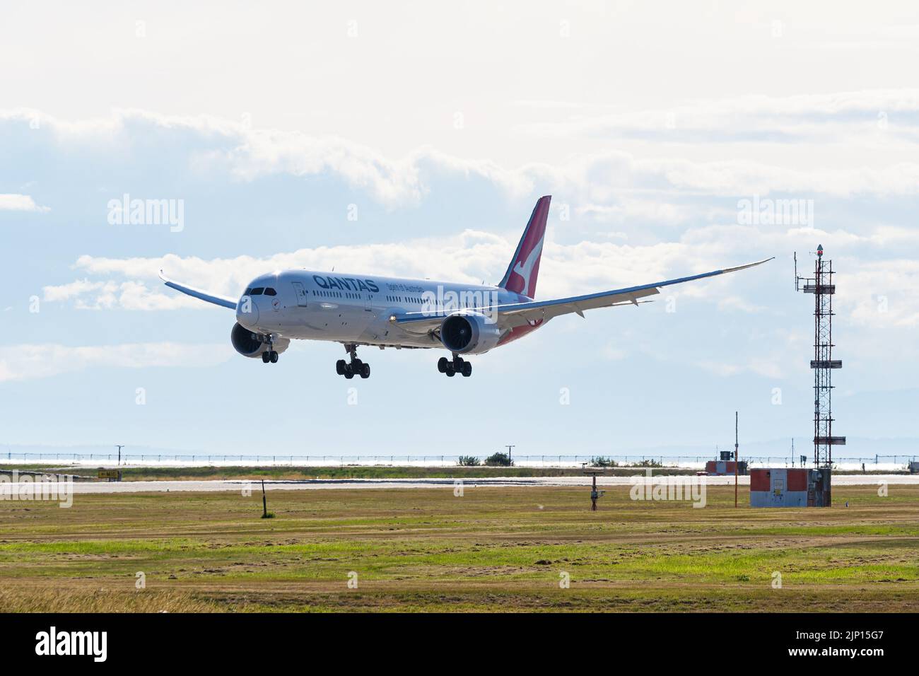 Richmond, British Columbia, Canada. 13th Aug, 2022. A Qantas Boeing 787 ...