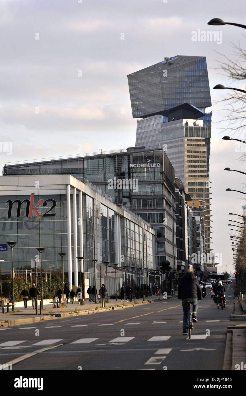 FRANCE. PARIS (75) 13TH ARR. LEFT BANK. ZAC MASSENA-BRUNESEAU. THE DUO ...