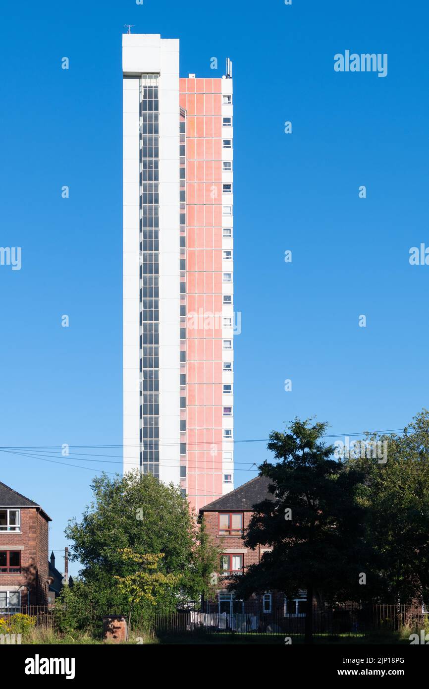 Anniesland Court a brutalist grade A listed residential tower block ...