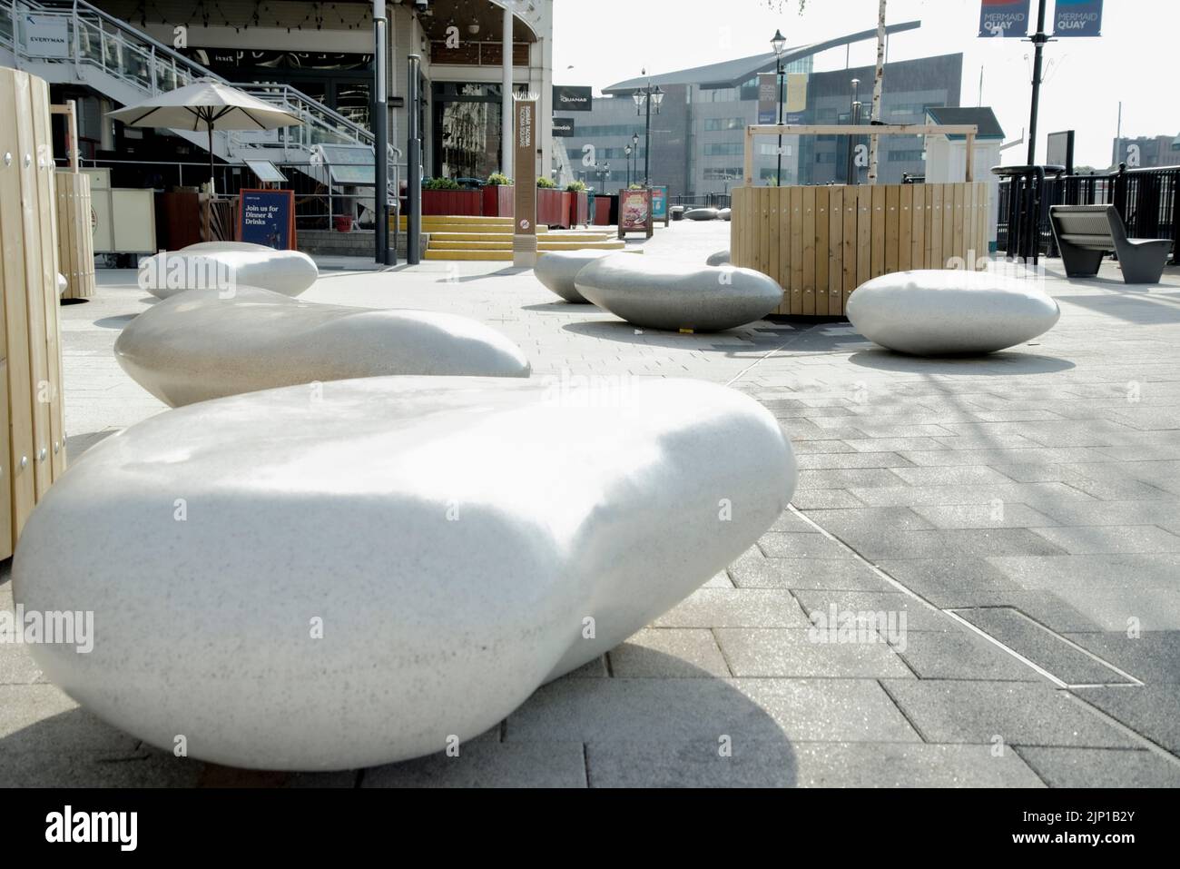 Public pebble seating at mermaid quay Cardiff, august 2022 Stock Photo ...