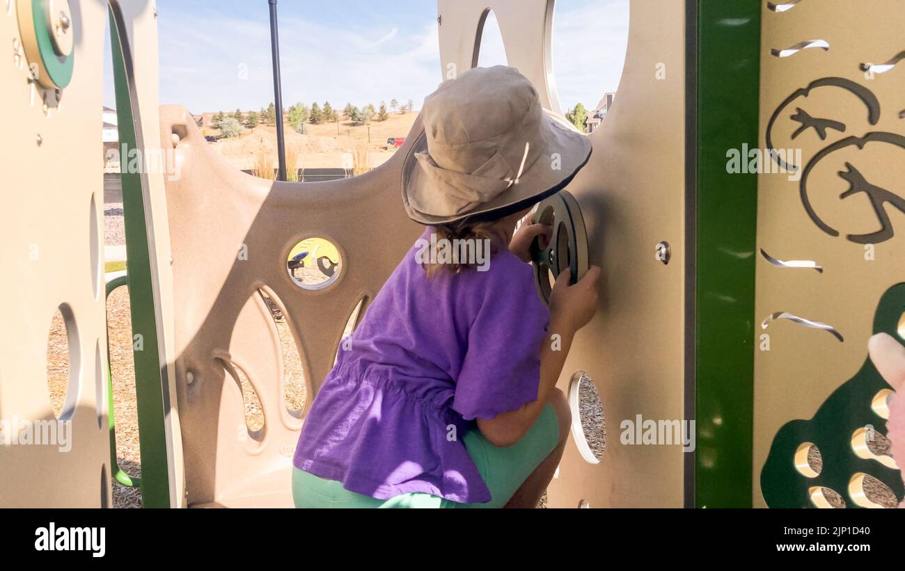 Children school playground 10 12 hi-res stock photography and images ...