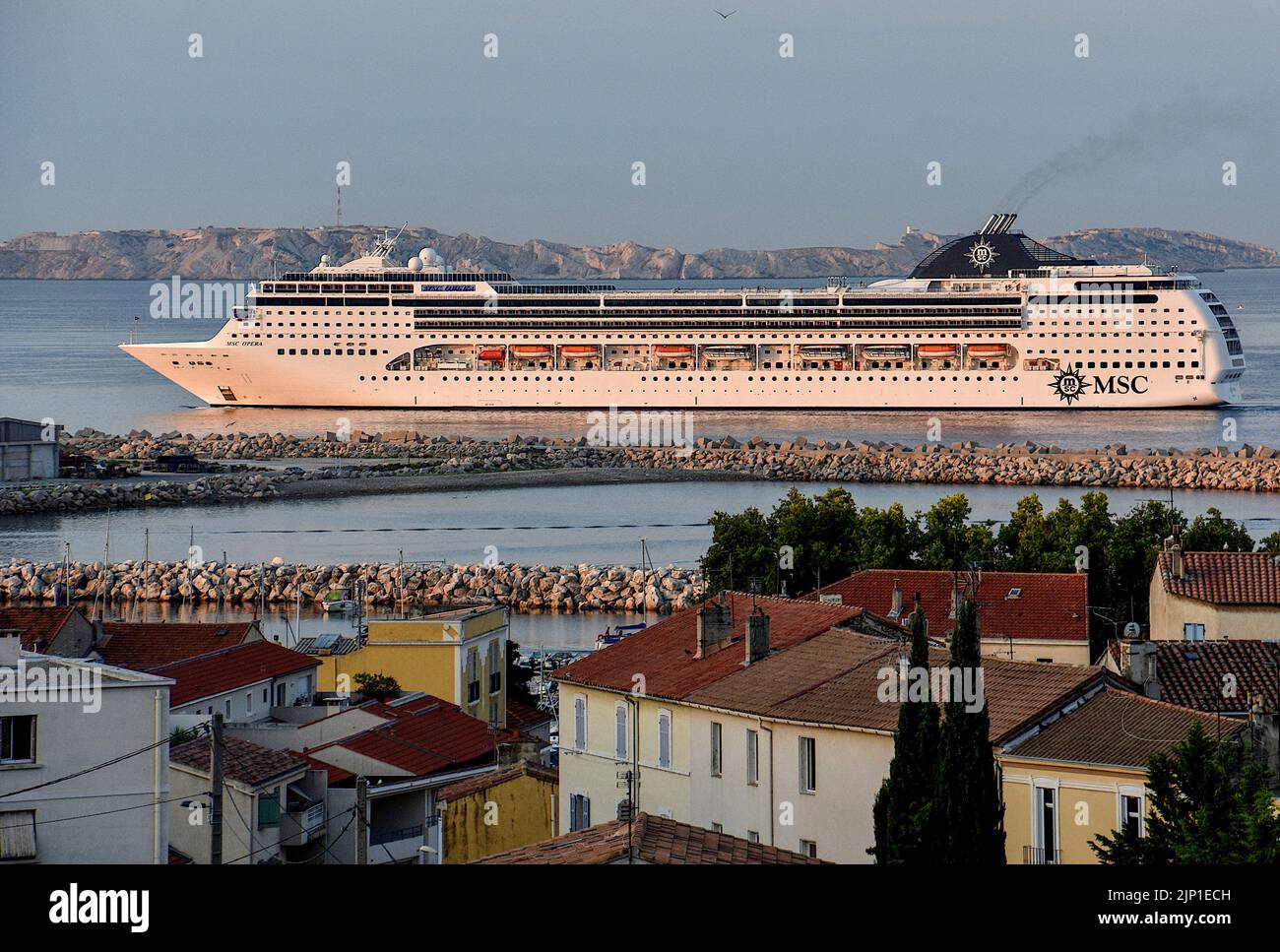 Marseille, France. 15th Aug, 2022. The liner MSC Opera cruise ship ...
