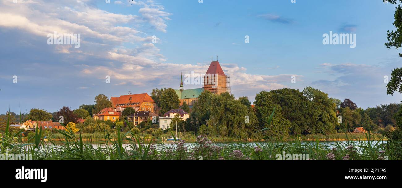 Panorama skyline of the picturesque village Ratzeburg in Schleswig ...