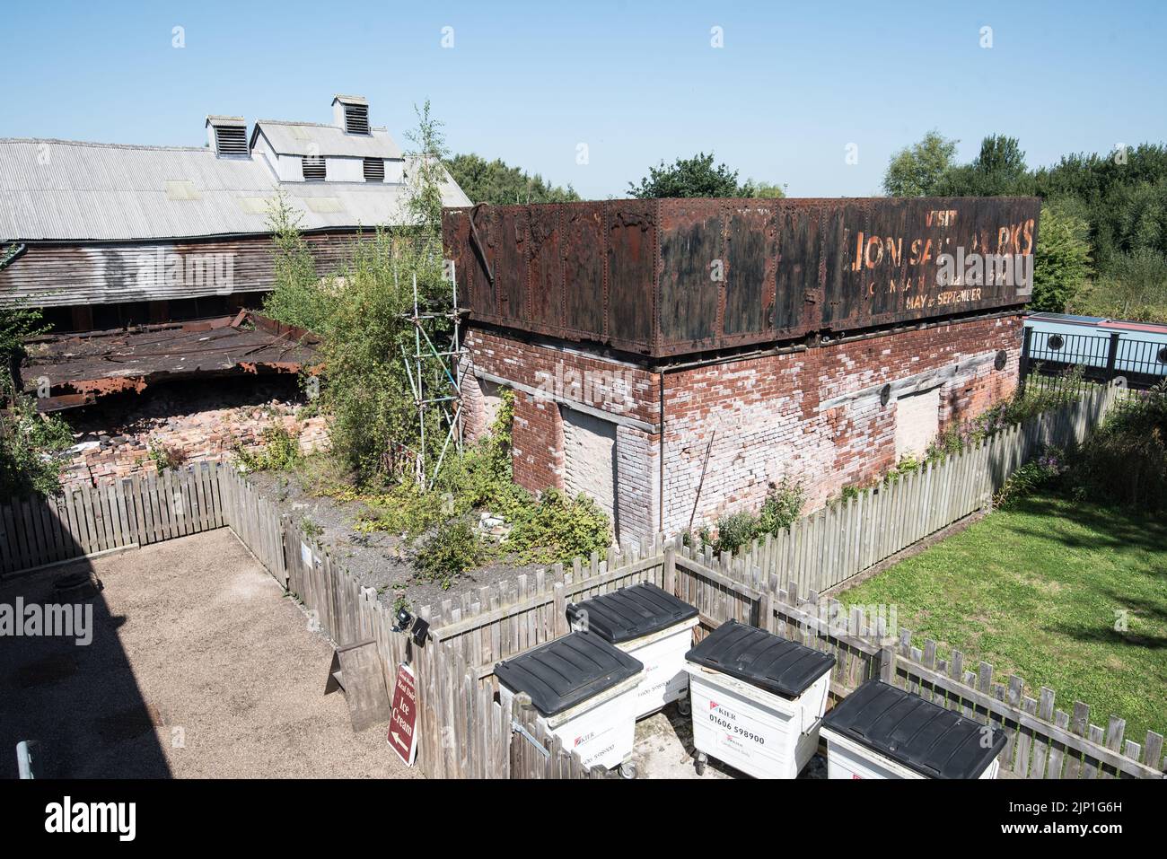 Lion Salt Works brine tank,Lion Salt Works Ollershaw Lane Marston ...