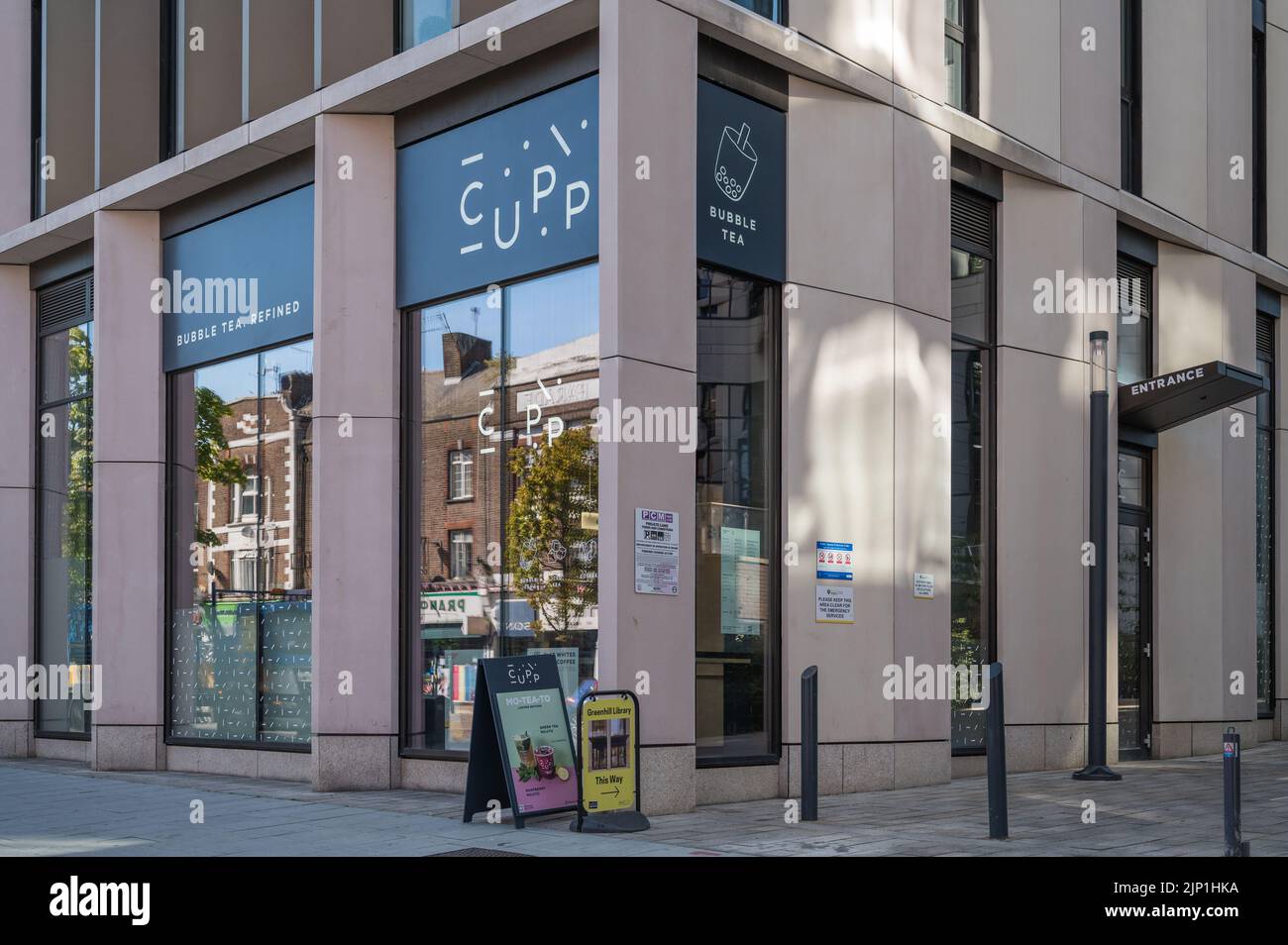 Cupp bubble tea hi-res stock photography and images - Alamy