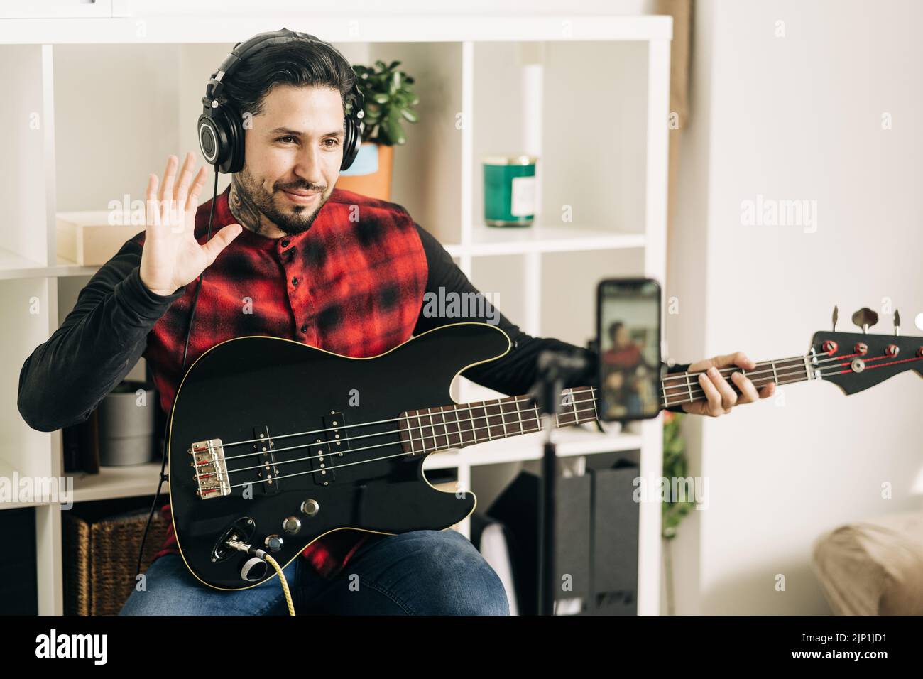 greeting, bassist, vlog, vlogger, greet, bassists Stock Photo - Alamy