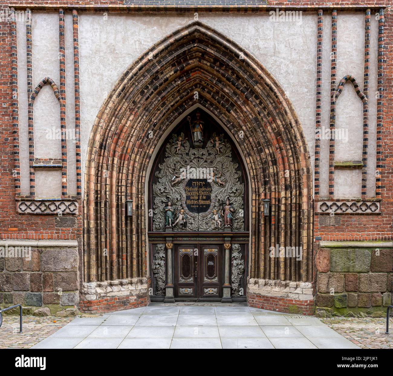 church door, chruch doors Stock Photo - Alamy