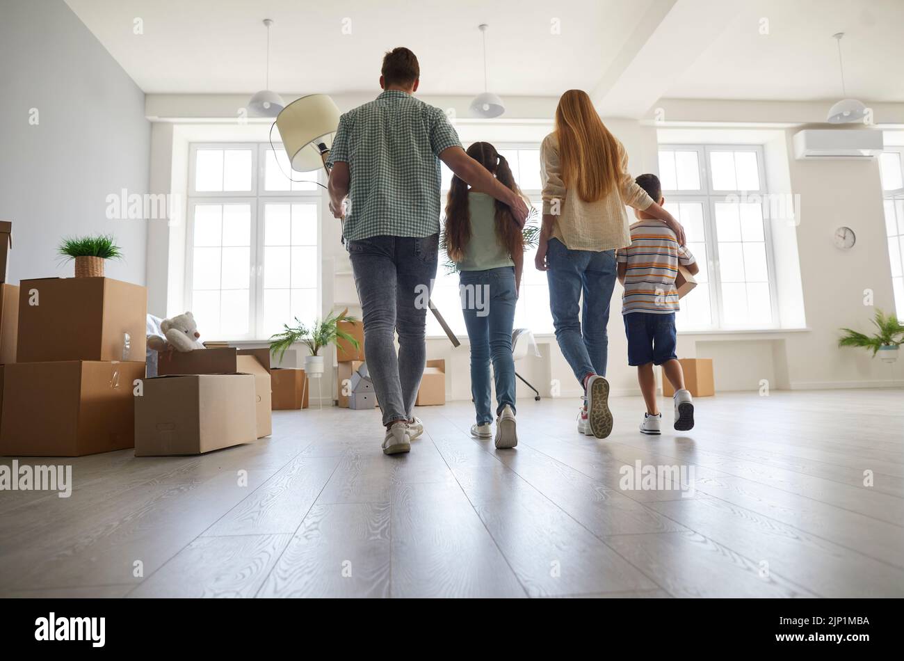 Woman with two children rear view hi-res stock photography and images ...