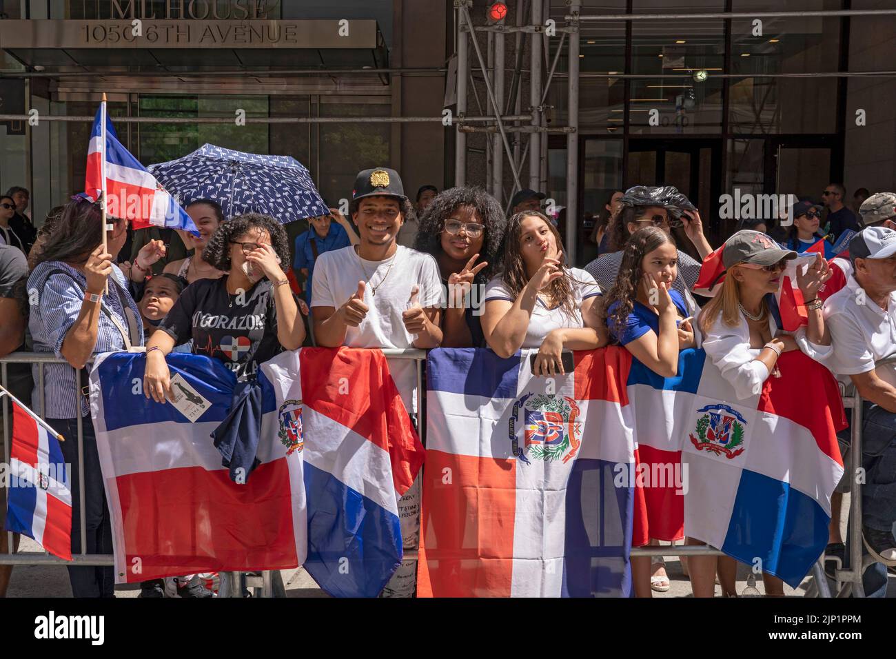 New York, United States. 14th Aug, 2022. Spectators with Dominican ...