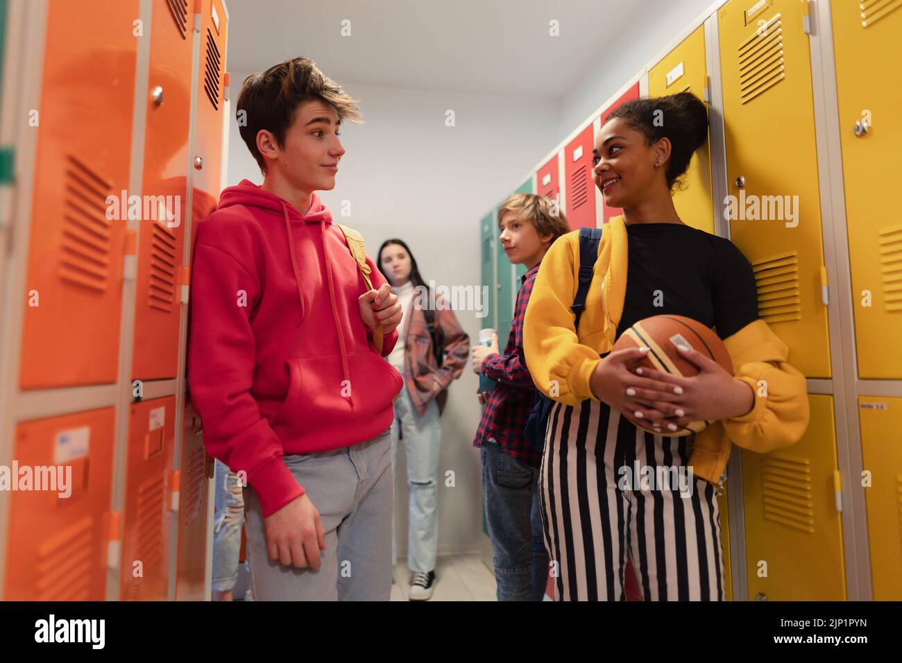 College students meet and greet hi-res stock photography and images - Alamy