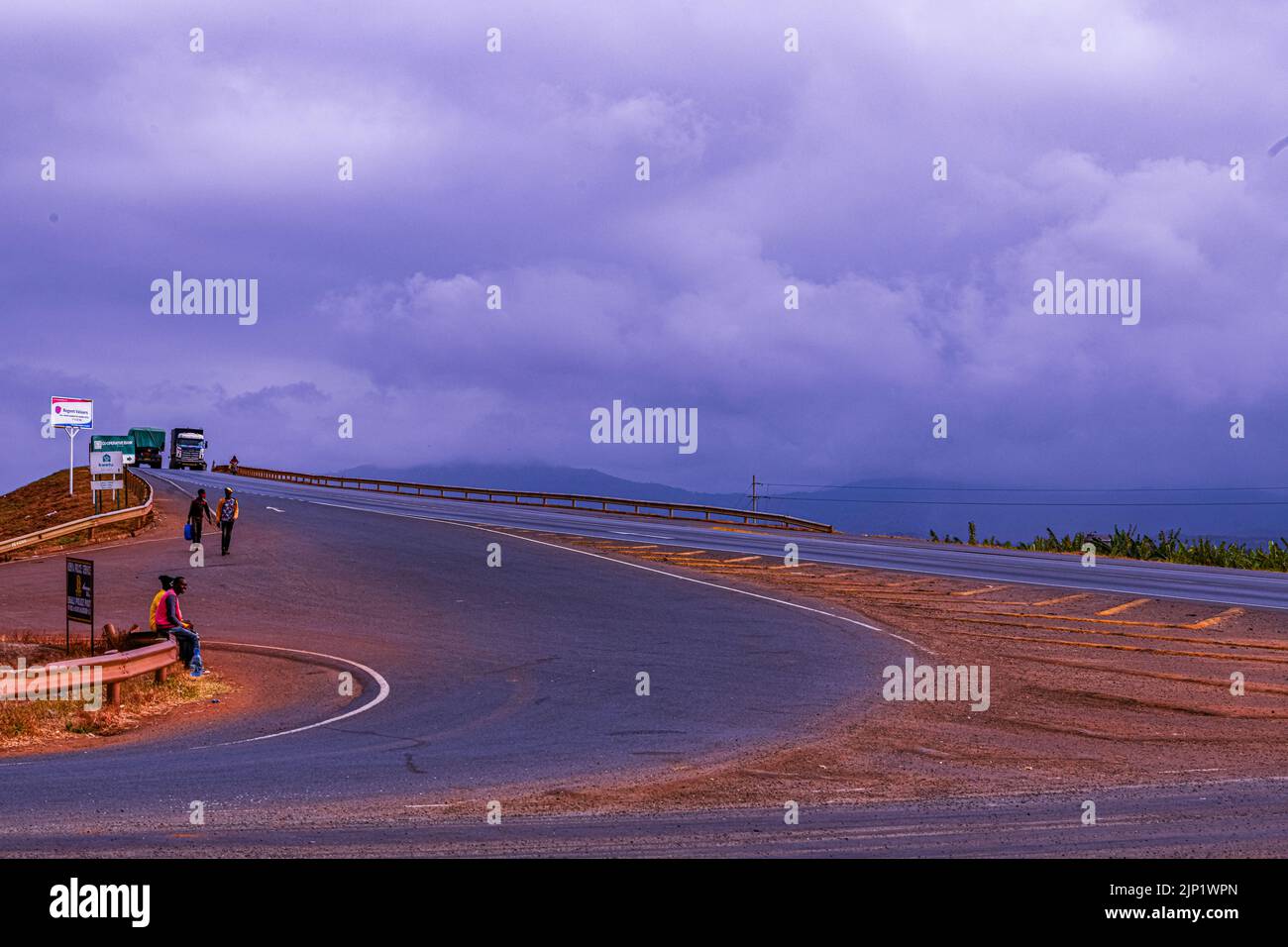Kenya Highway Road Tarmac Mombasa Emali Oloitoktok Kajiado County Kenya ...