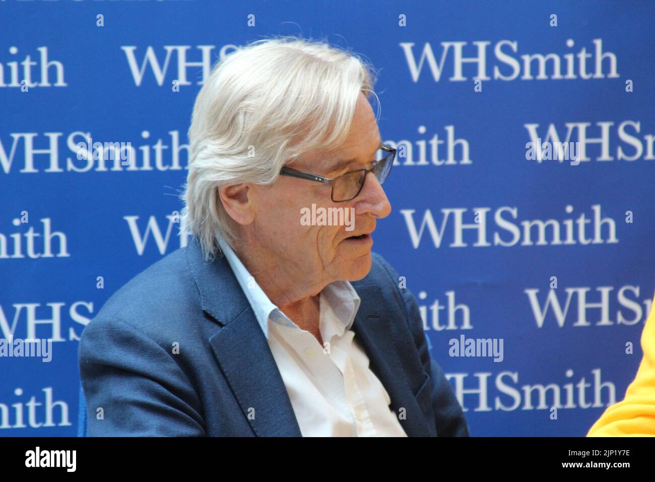 William roach ken barlow hi-res stock photography and images - Alamy