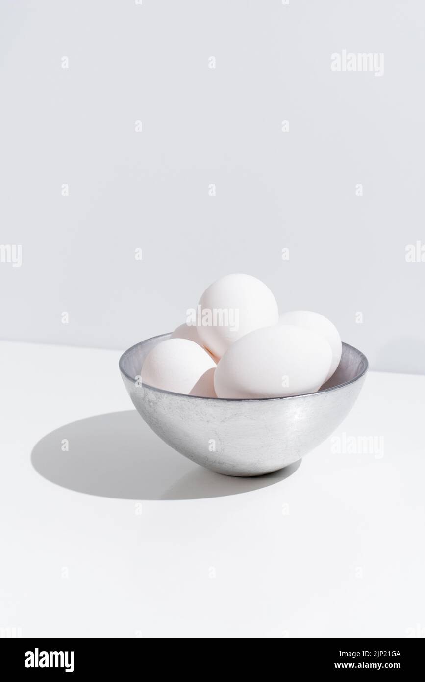 chicken egg, ton-in-ton, chicken eggs Stock Photo - Alamy