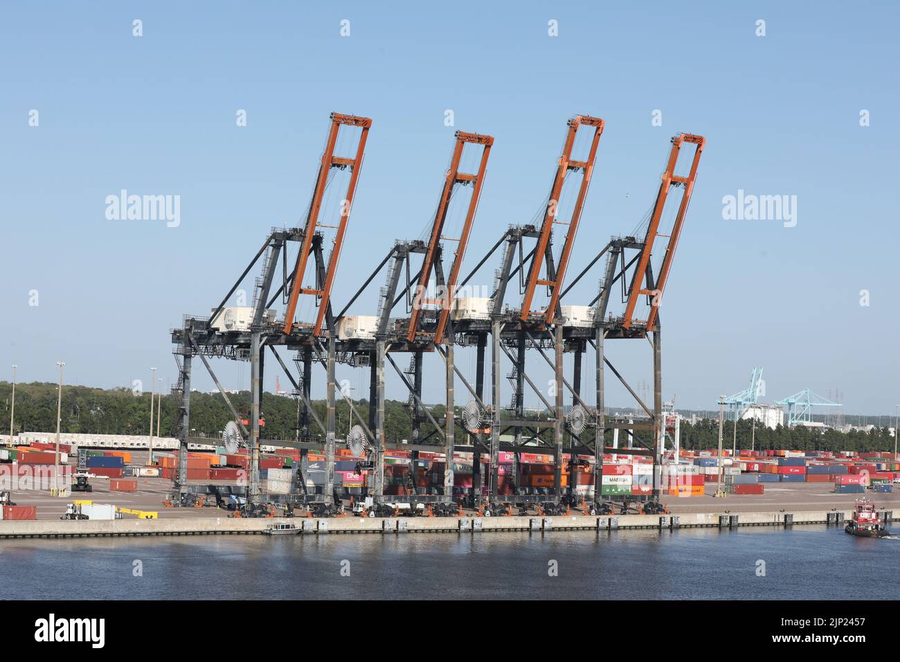 view cargo ship terminal, Unloading crane of cargo ship terminal ...