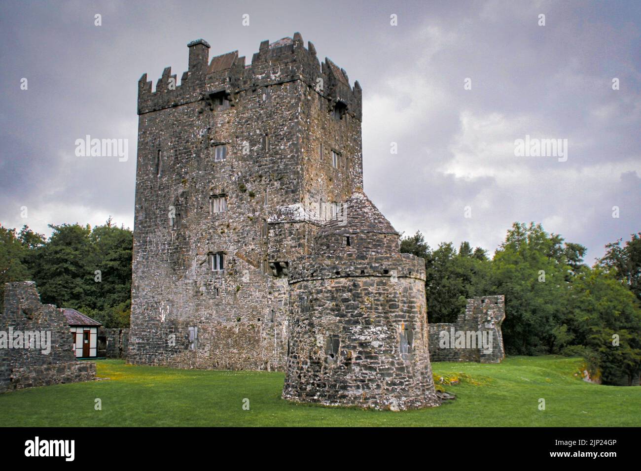 Oughterard hi-res stock photography and images - Alamy