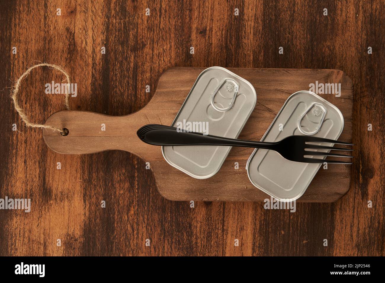 Cutting tin hi-res stock photography and images - Alamy