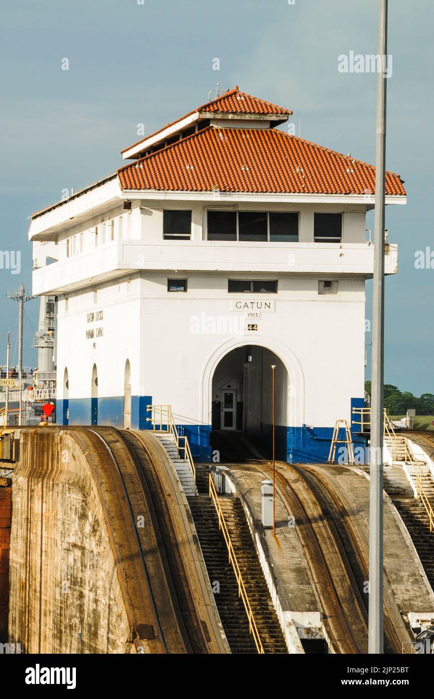 Princess cruises panama canal hi-res stock photography and images - Alamy