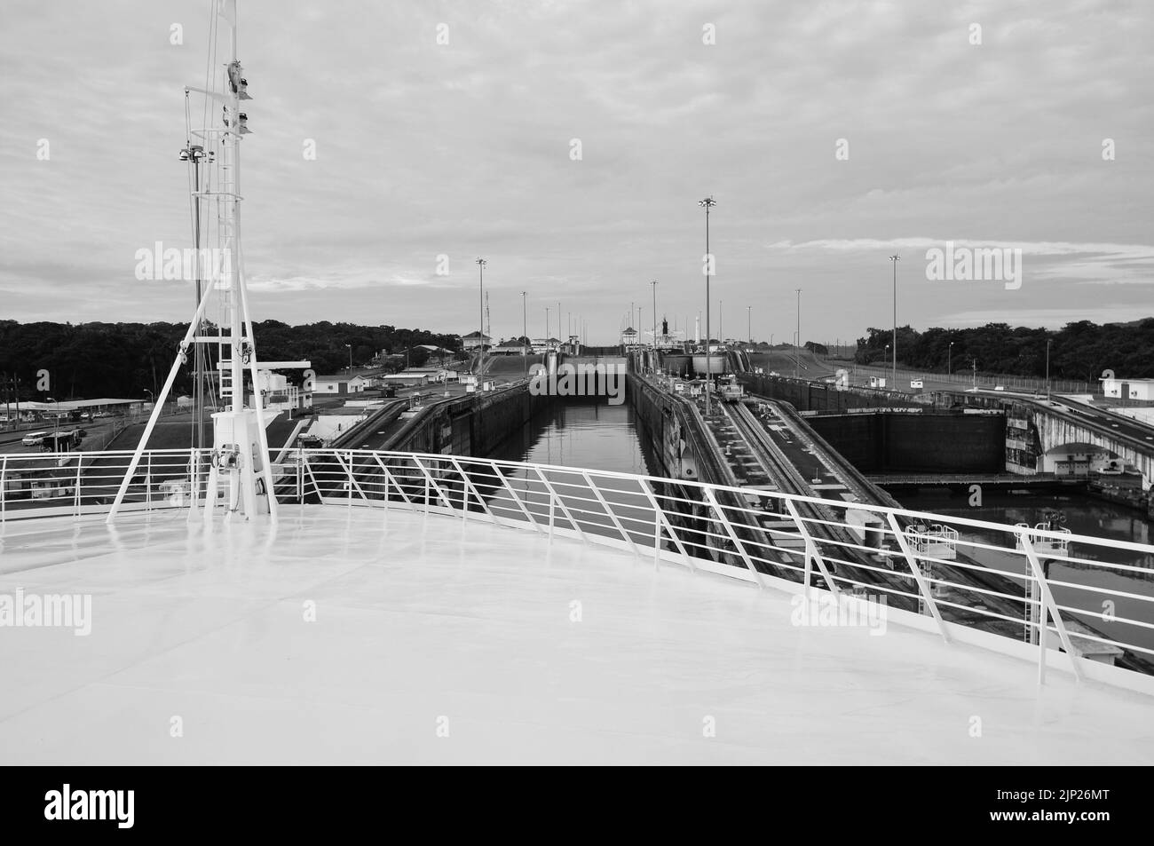 Sea Princess transmitting the Panama Canal Stock Photo - Alamy