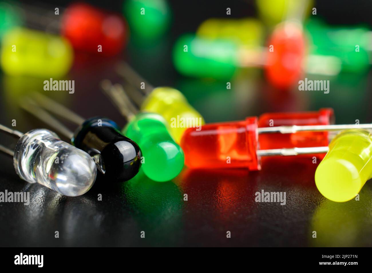 Semiconductor diode hi-res stock photography and images - Alamy