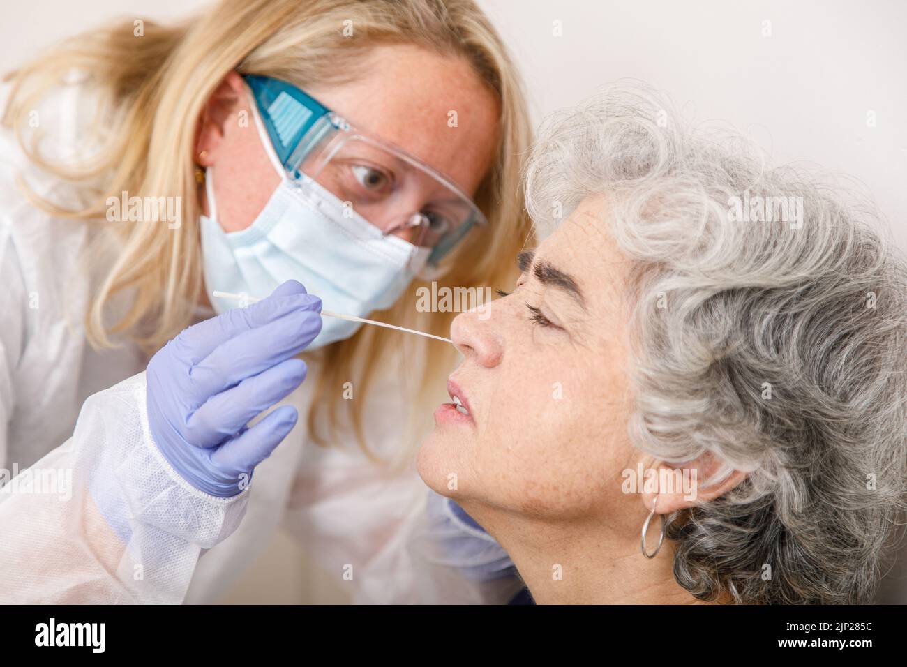 swab test, testing, corona test, schnelltest, swab tests, proofs Stock ...