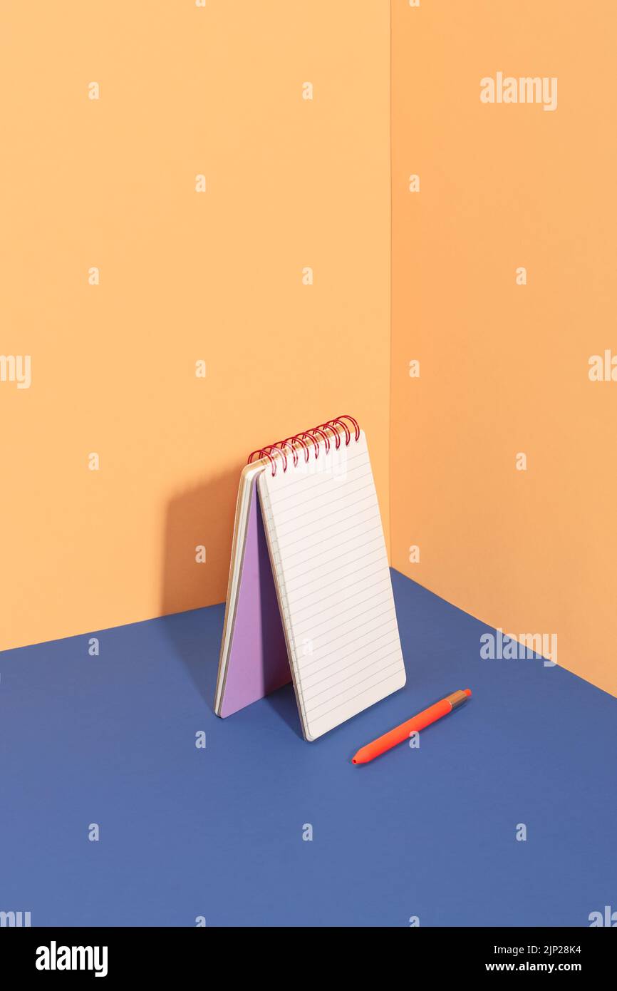 Notepads colour hi-res stock photography and images - Alamy