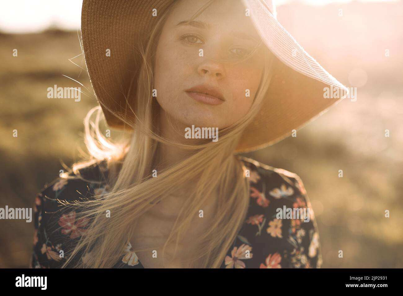 backlighting, young woman, summer, romantic, back lit, girl, girls ...