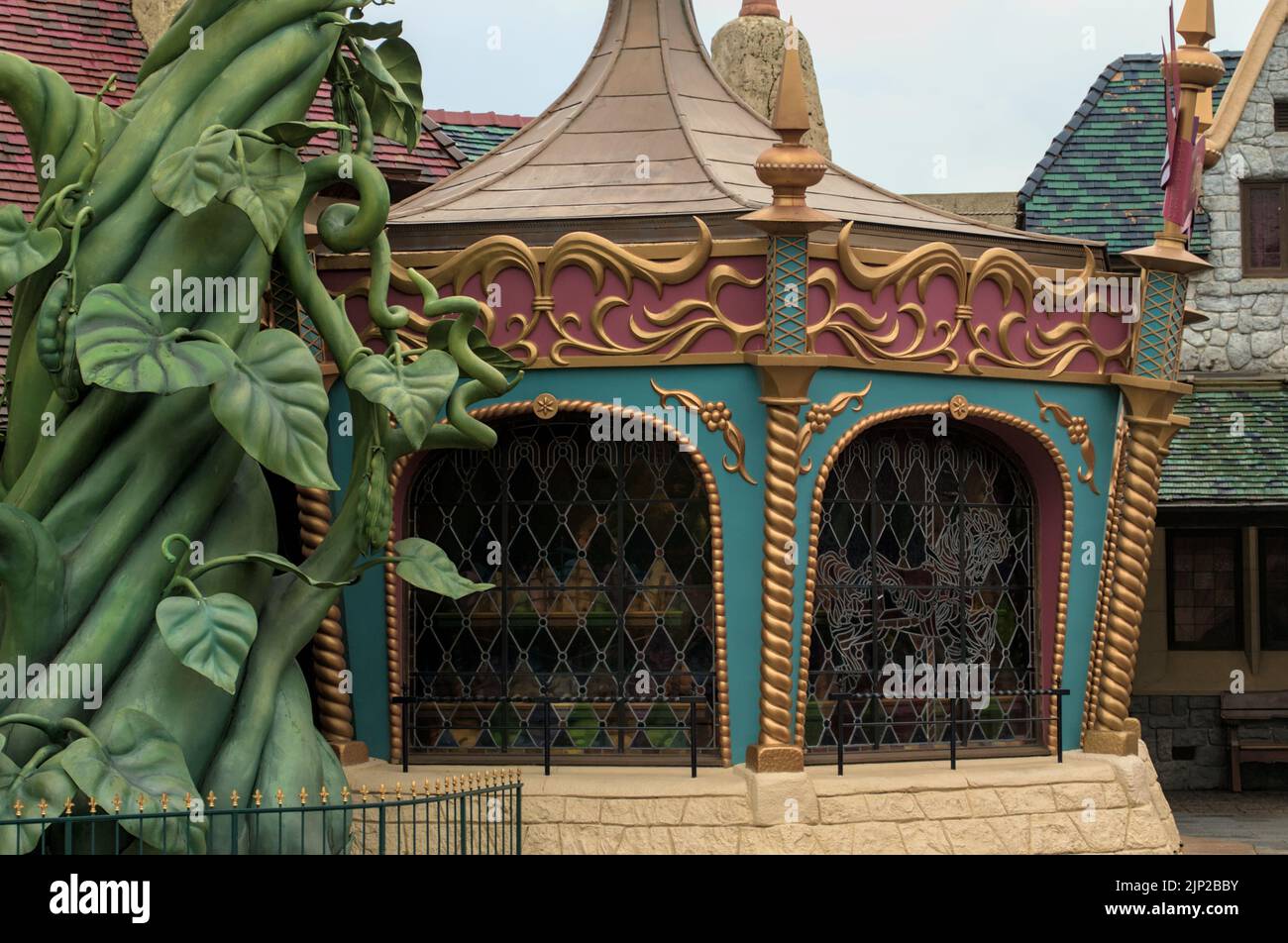 The castle of Sir Mickey's turret in fantasyland Disneyland in Paris ...