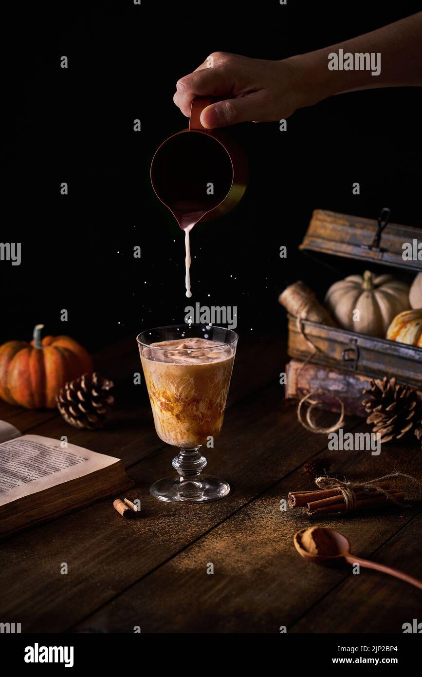 Food and beverage preparation hi-res stock photography and images - Alamy