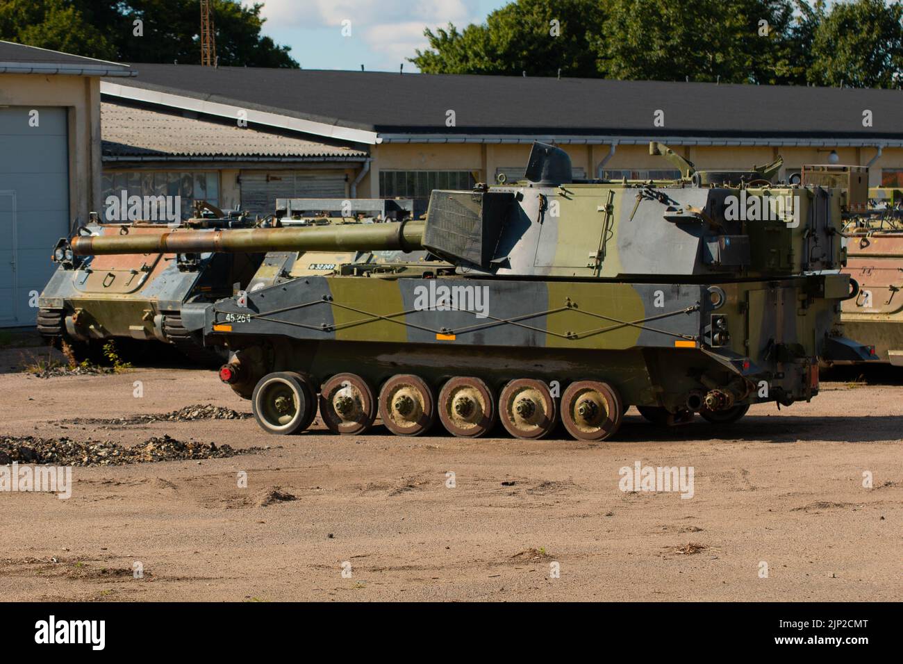 Danish military hi-res stock photography and images - Alamy
