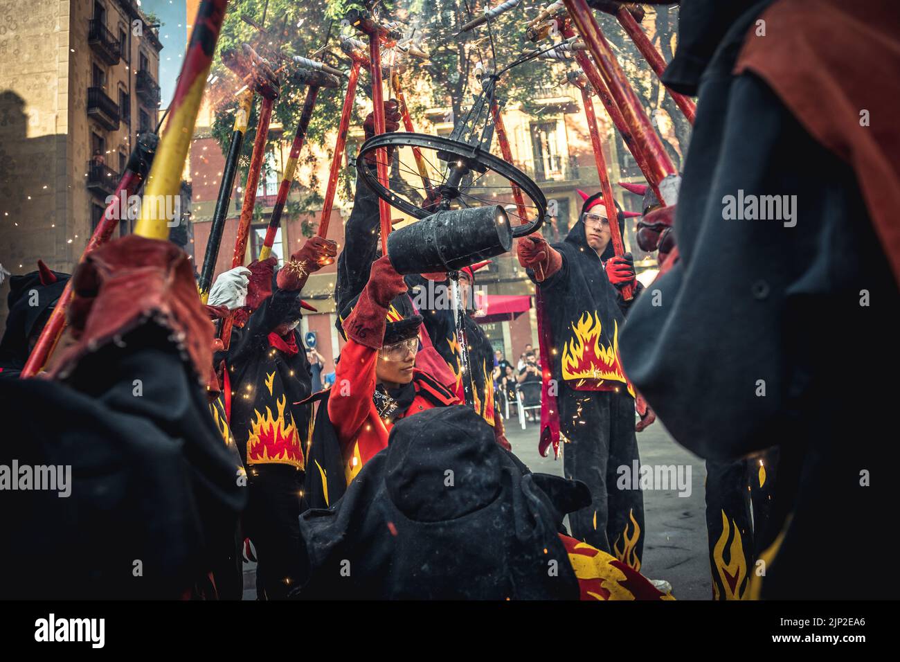 Barcelona, Spain. 15th Aug, 2022. Fire runners of the 'Diables Vell de ...