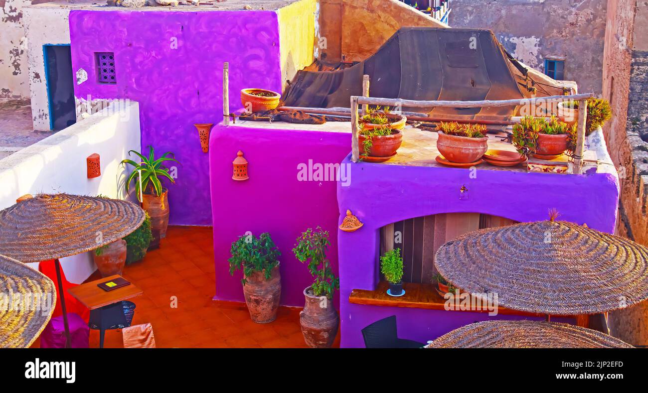 Arabian roof top hi-res stock photography and images - Alamy