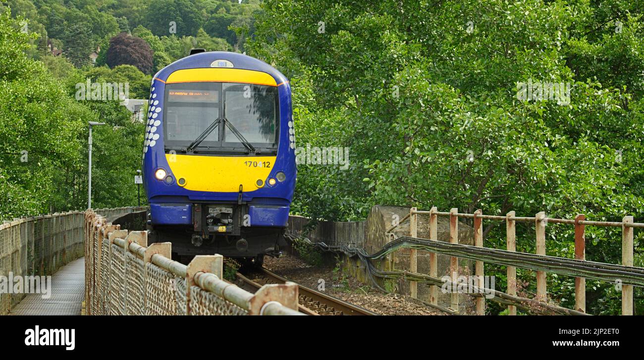 PERTH CITY SCOTLAND A SCOTRAIL TRAIN CROSSING THE RAILWAY BRIDGE OVER ...