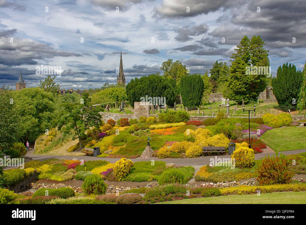 PERTH CITY SCOTLAND VIEW ACROSS RIVERSIDE HEATHER GARDEN TO ST MATTHEWS ...