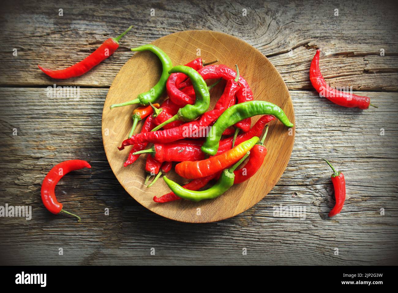 chili, rote chili, grüne chili Stock Photo - Alamy