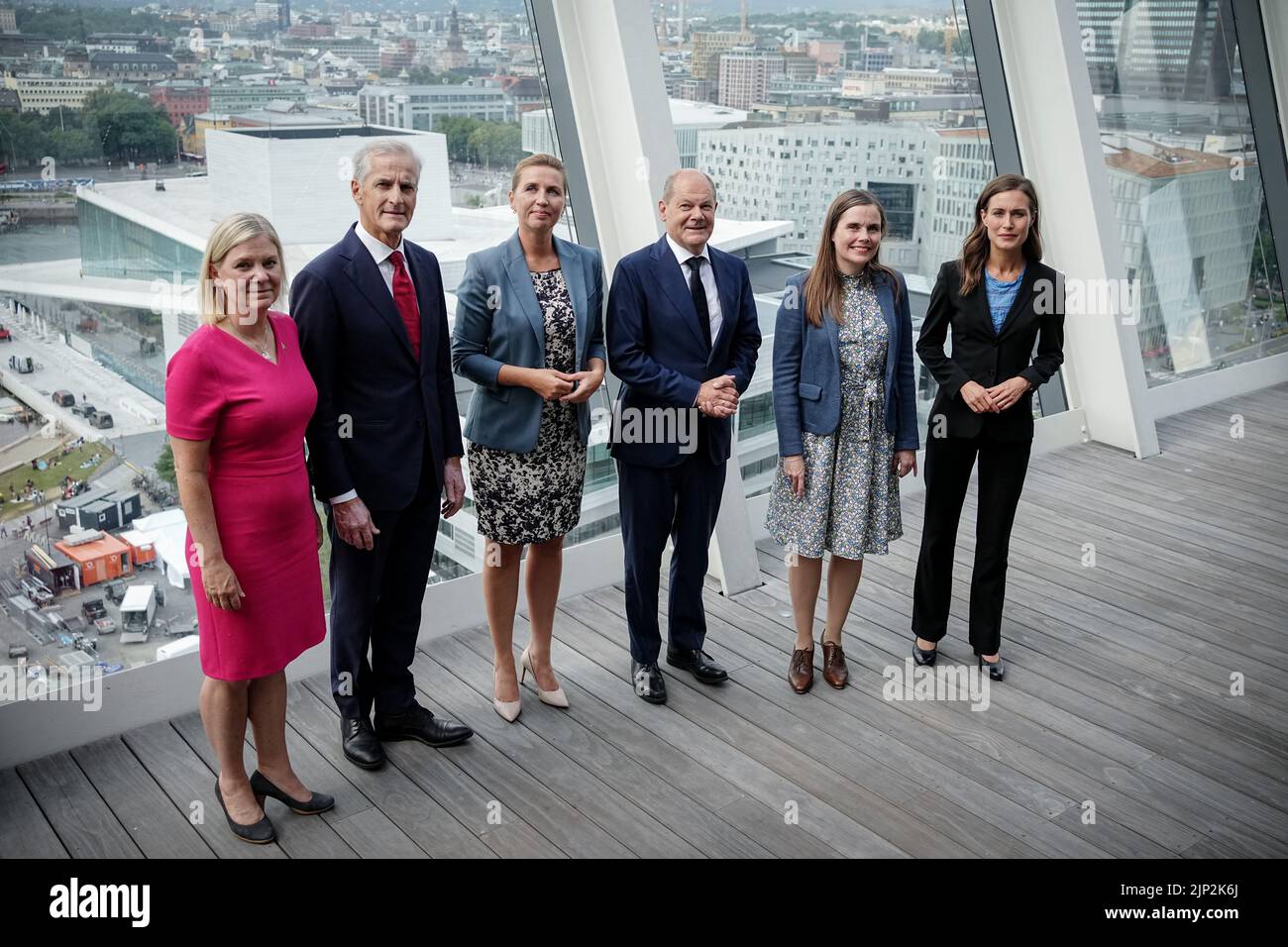 Oslo, Norway. 15th Aug, 2022. German Chancellor Olaf Scholz (3rd vr ...