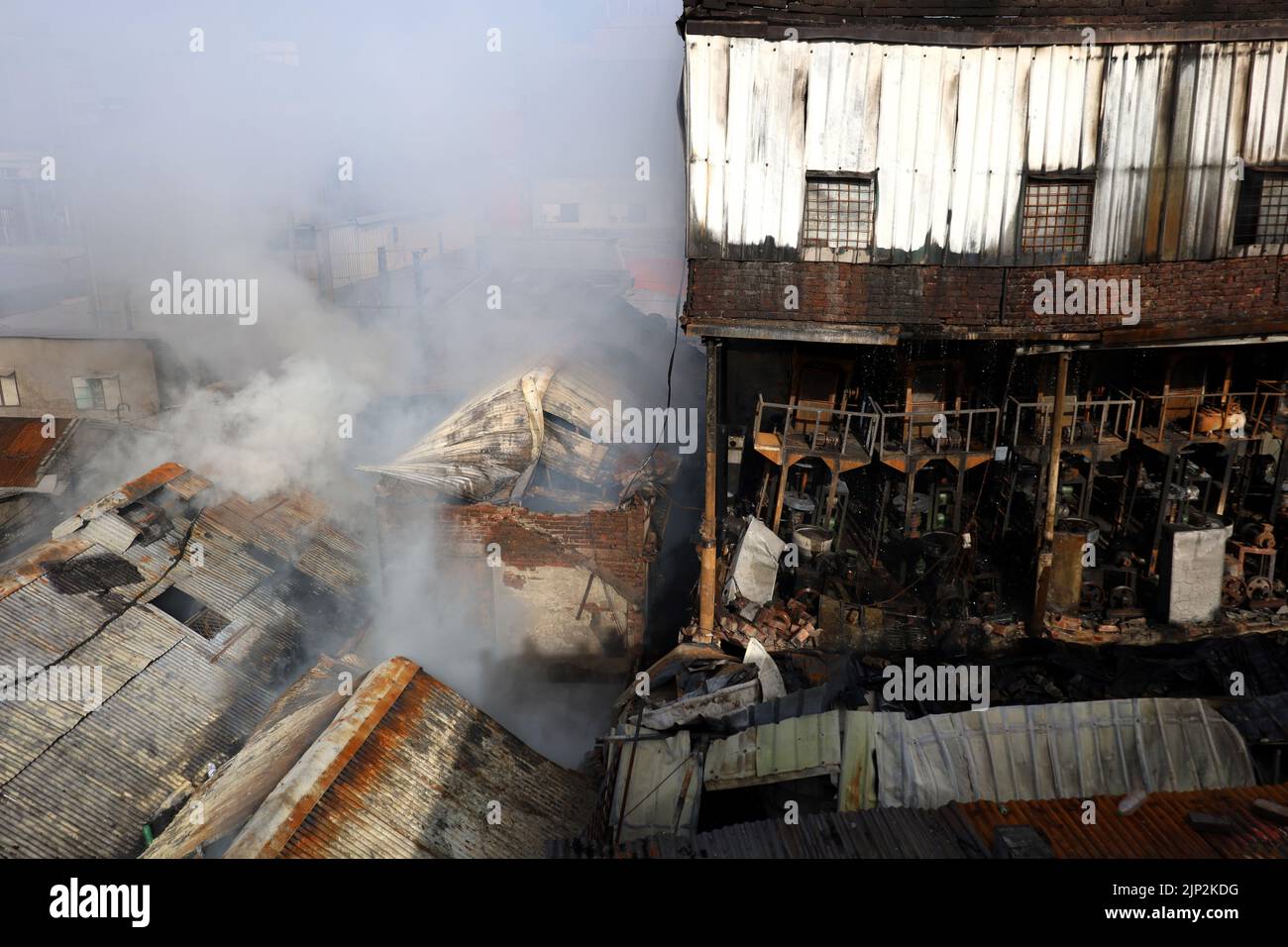 Old Dhaka, Dhaka, Bangladesh. 15th Aug, 2022. At least 6 workers died ...