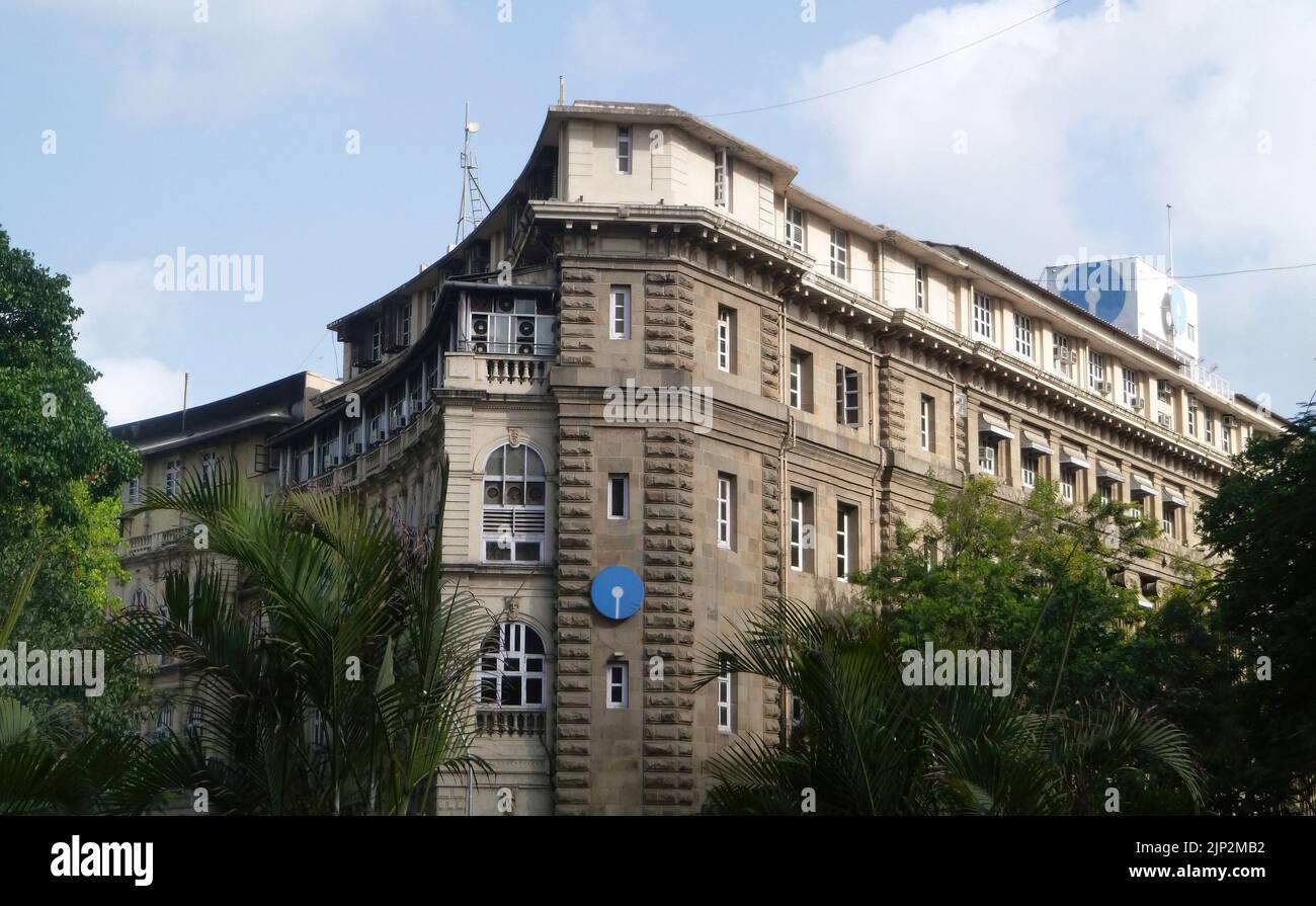 State Bank of India, Horniman Circle in Mumbai, India Stock Photo - Alamy