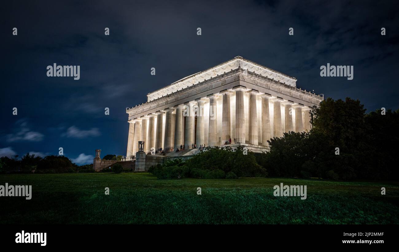 Neoclassical architecture washington dc night hi-res stock photography ...
