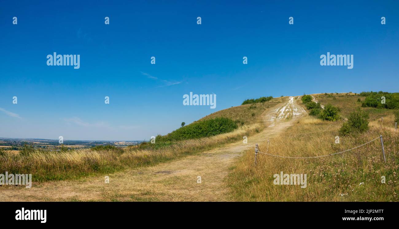 Ivinghoe beacon hi-res stock photography and images - Alamy