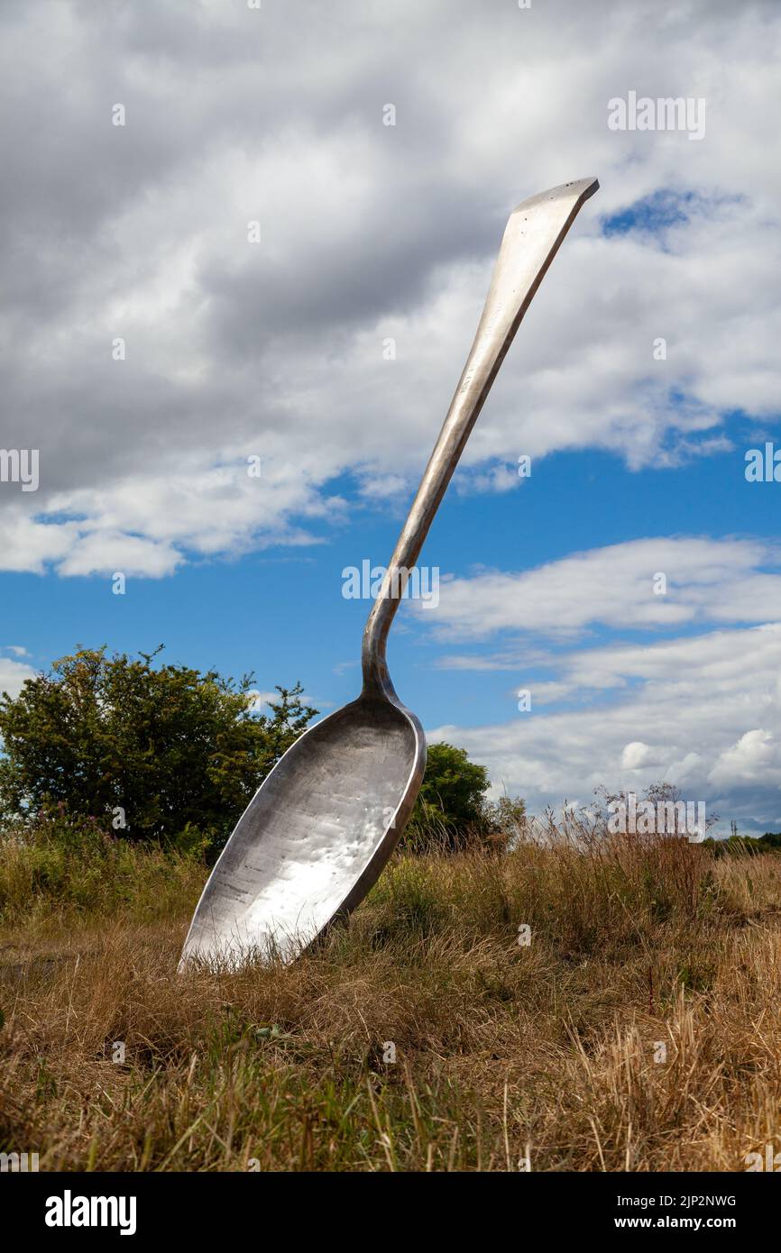 Giant spoon sculpture hi-res stock photography and images - Alamy