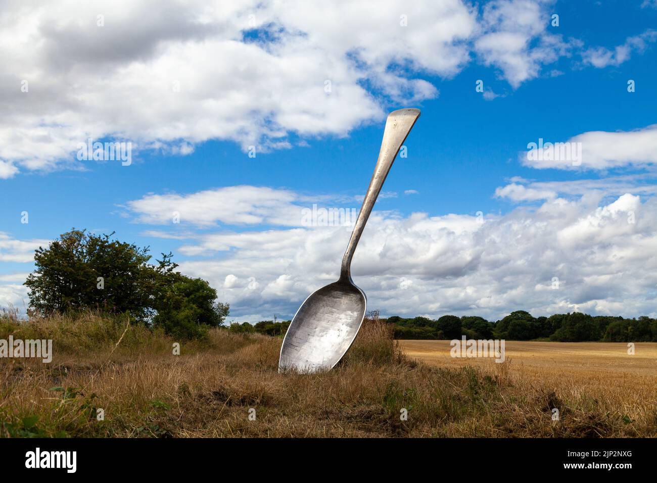 Giant spoon sculpture hi-res stock photography and images - Alamy