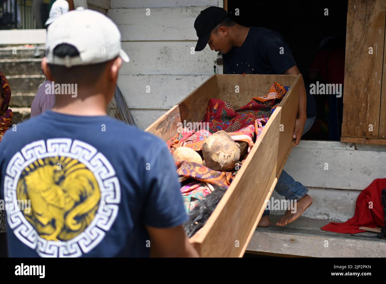 Toraja, South Sulawesi, Indonesia. 15th Aug, 2022. Manene ritual ...