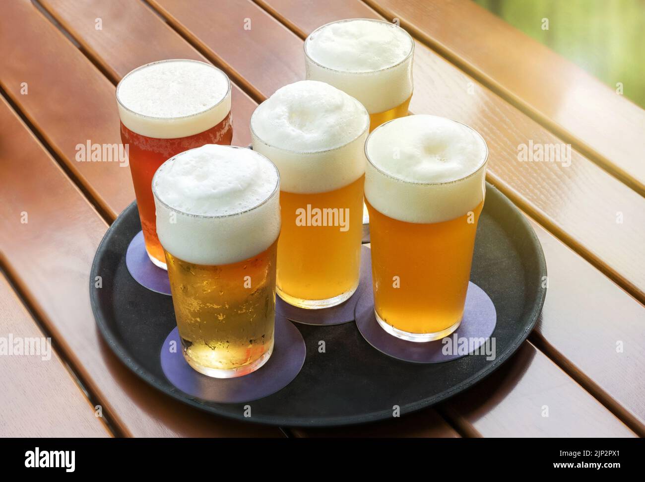 Beer tray trays hi-res stock photography and images - Alamy